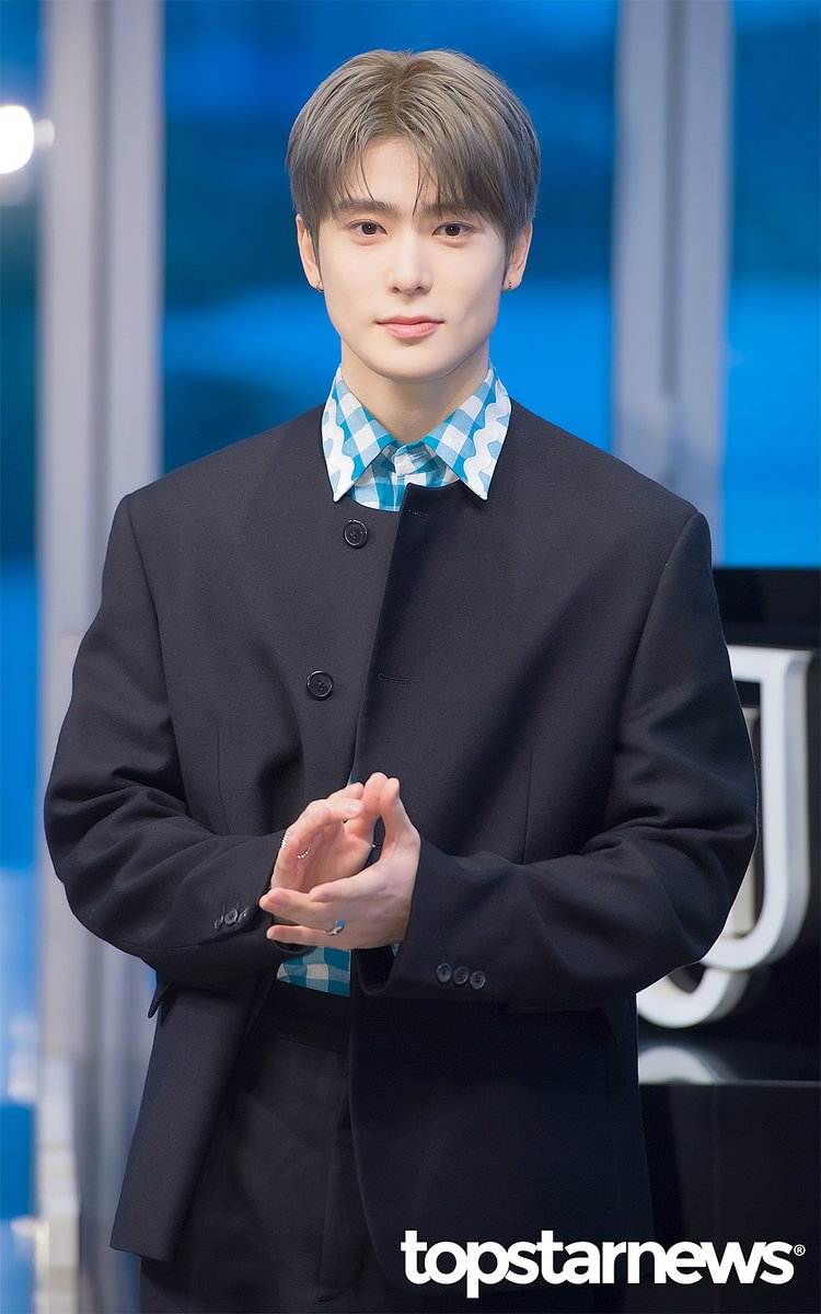 railey on Twitter: "RT @TSN_PHOTO: 엔시티(NCT) 도재정 재현, ‘향수회사 CEO인 줄 알았네’ (Perfume 론칭쇼 포토콜) [HD포토 ...