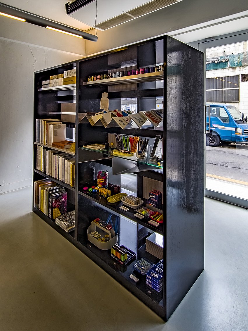 JYP | 덕후투어 by. MONLYM on Twitter: "[ #트와이스 | #TWICE ] 230402 • #TZUYU Instagram post ⸝ ⸝ https ...