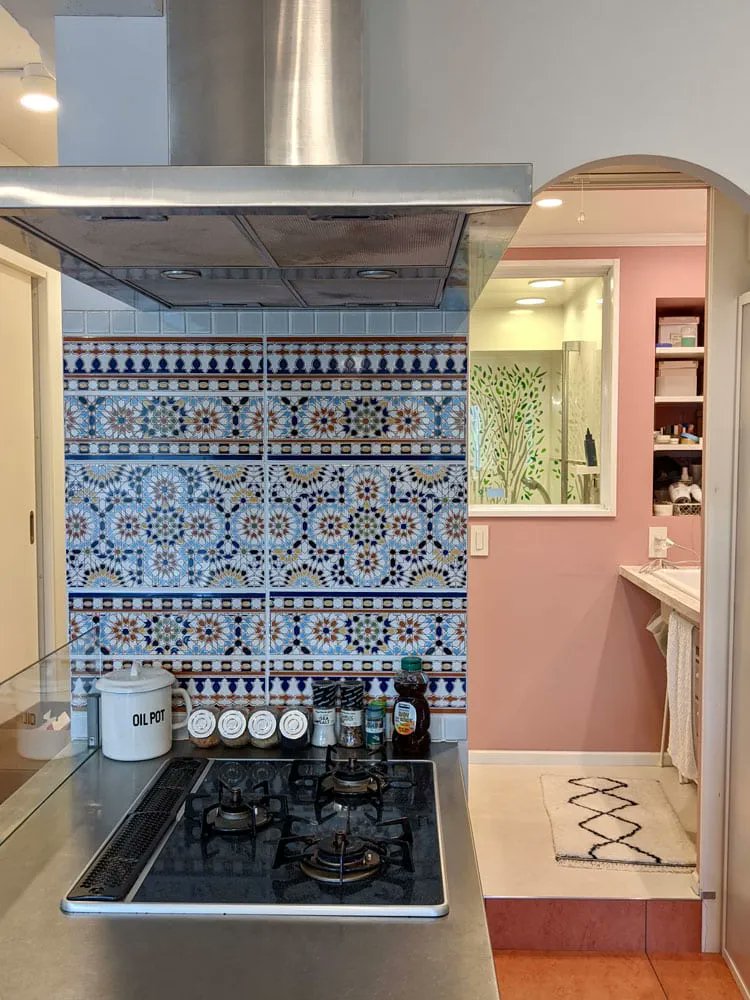 GINZA on Twitter: "【 #私と部屋 】みんなが集う2LDK。フルリノベーションで形にした、それぞれの自由なスタイルhttps://ginzamag.com/lifestyle ...