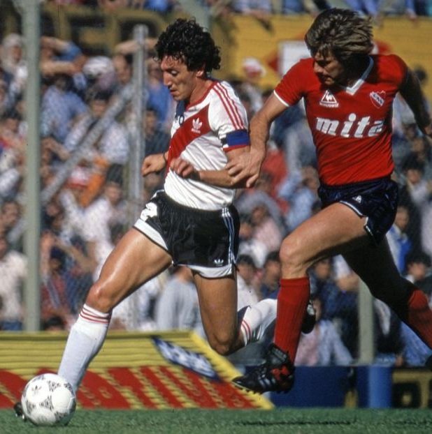 Ganar Gustar Golear ⭐⭐⭐ on Twitter: "El jueves 13 de Abril fue el cumpleaños de Nelson Gutiérrez ...