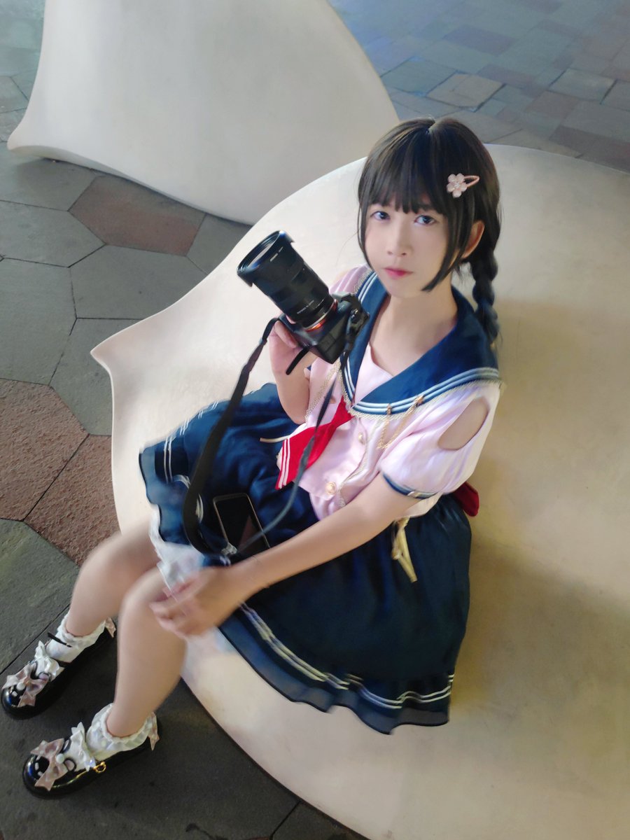 菜菜今天吃什么(恋爱版) on Twitter: "回到家后和老婆亲了个爽@TKNS_kanatsu 😋😋😋 #里百合 #女装男子は自撮りを上げろ"