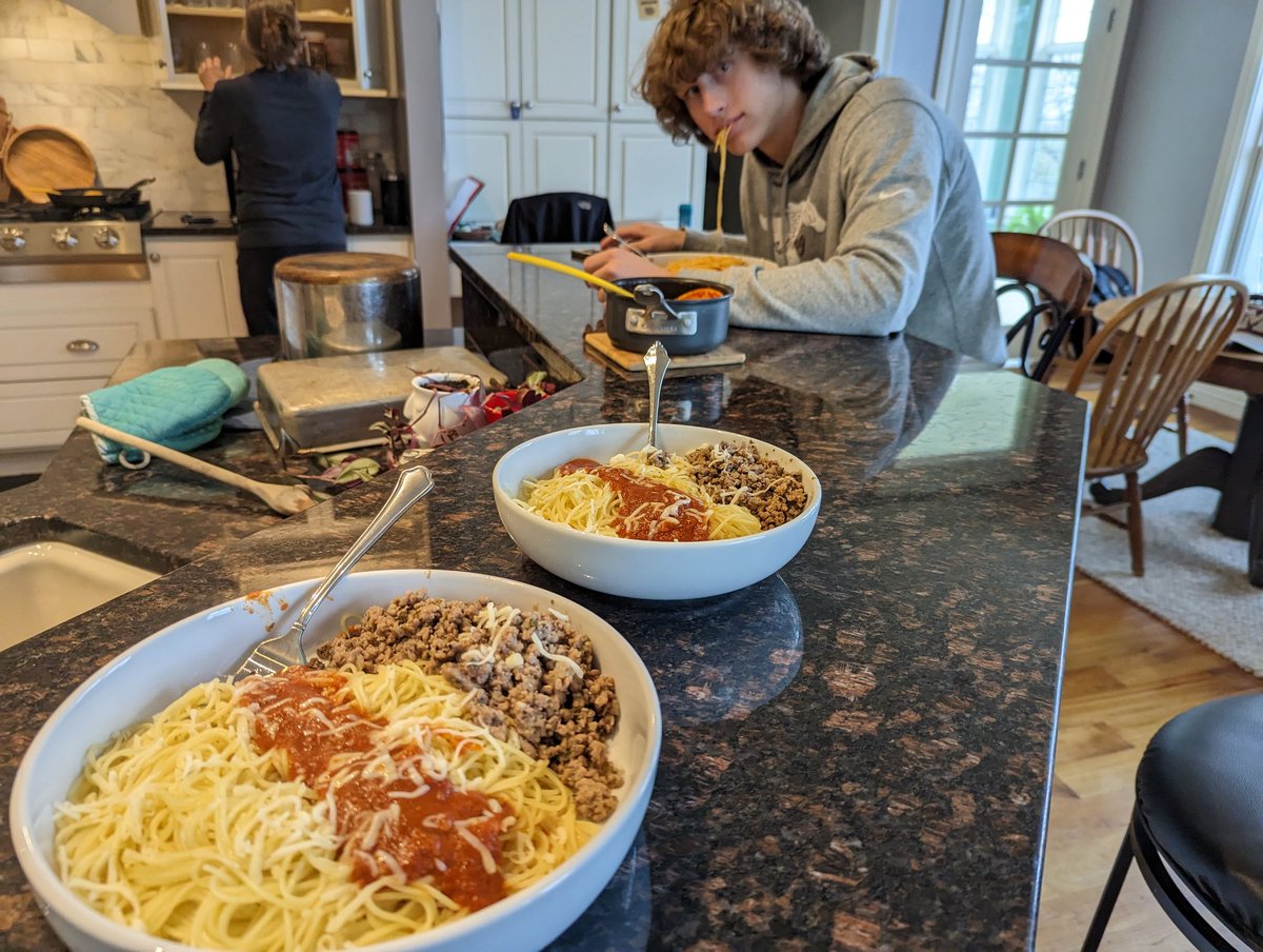 Dave Ryan on Twitter: "11am Sunday spaghetti brunch not exactly what the freeloaders had in mind ...