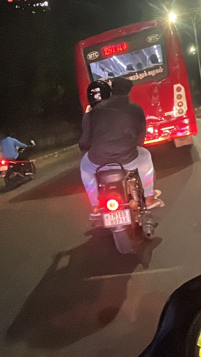 Karthikeyan Palani on Twitter: "Defective number plate No bike helmet Rash driving Date:16-04 ...