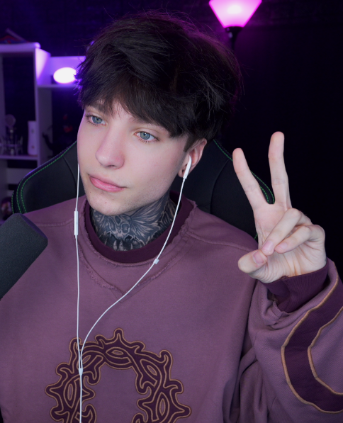 Cry on Twitter: "VEN https://twitch.tv/xcry"