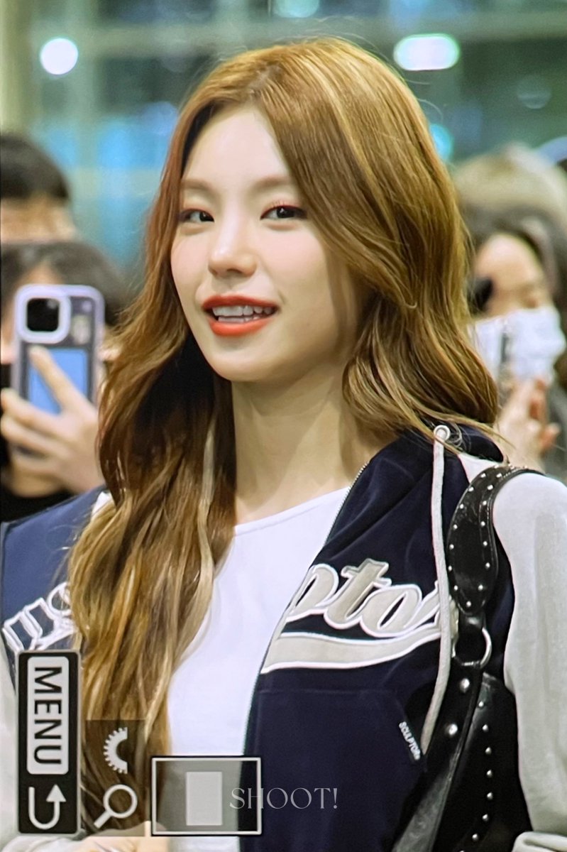 SHOOT! on Twitter: "230417 🖤 #있지 #ITZY #예지 #YEJI"