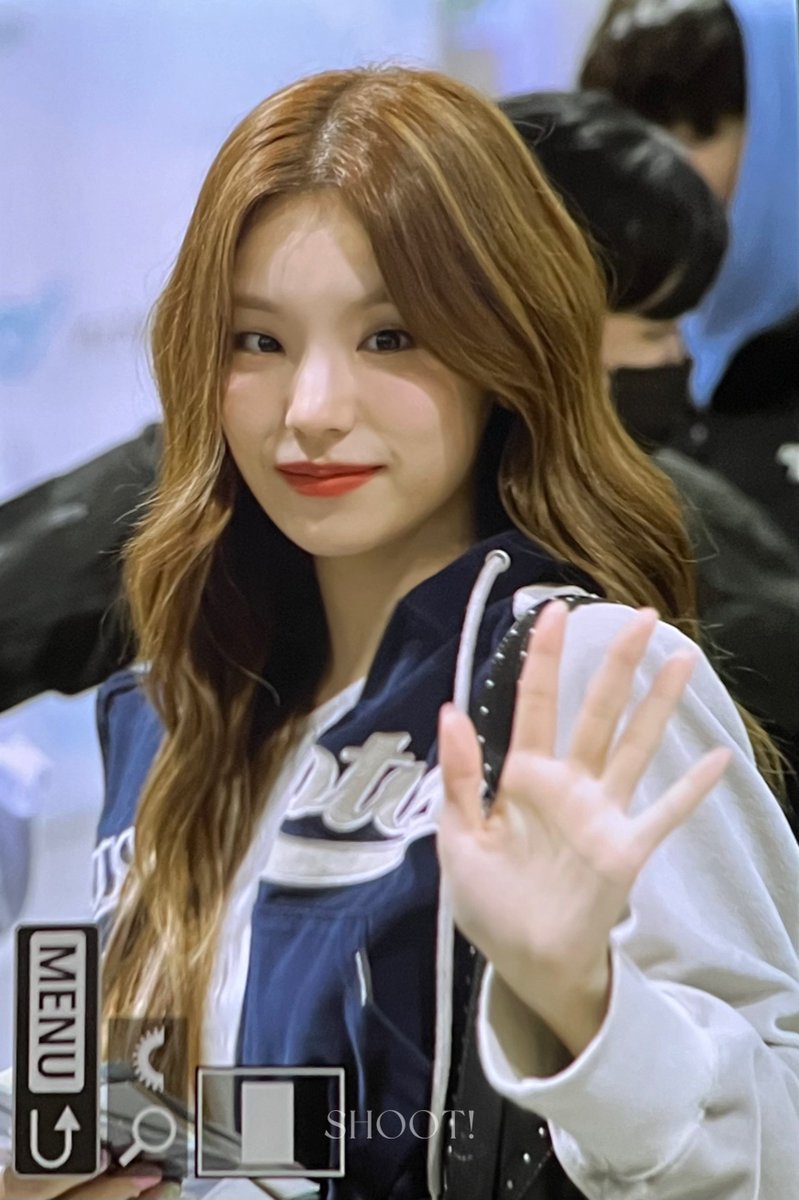SHOOT! on Twitter: "230417 🖤 #있지 #ITZY #예지 #YEJI"