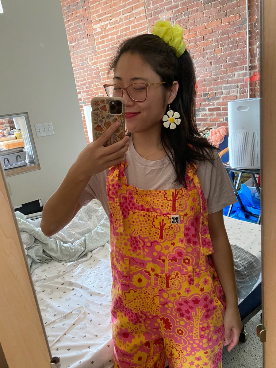 Vanessa Sun 😷 on Twitter: "Omg omg omg @LucyandYak is FINALLY introducing petite sizes. I CAN ...