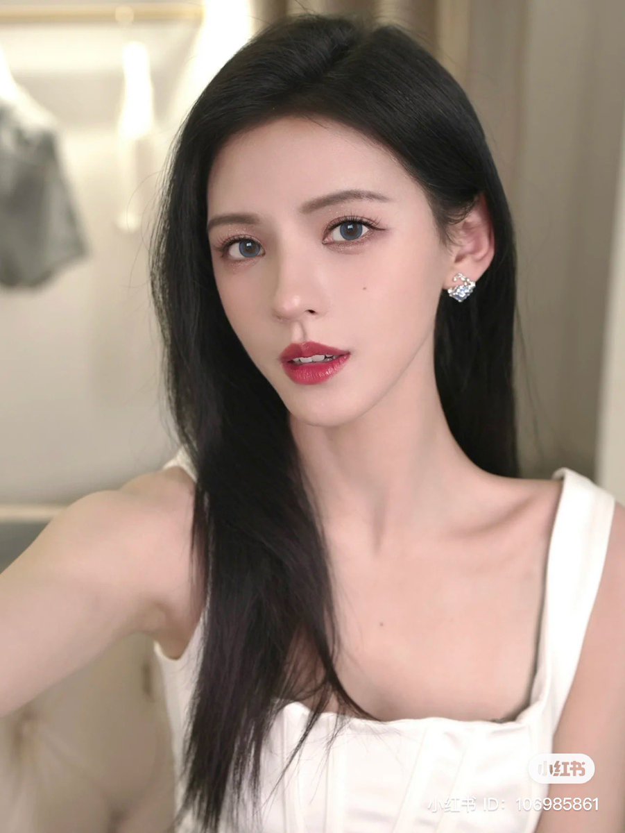 cdrama tweets on Twitter: "#ZhangYuxi shares new snaps on Xiaohongshu"