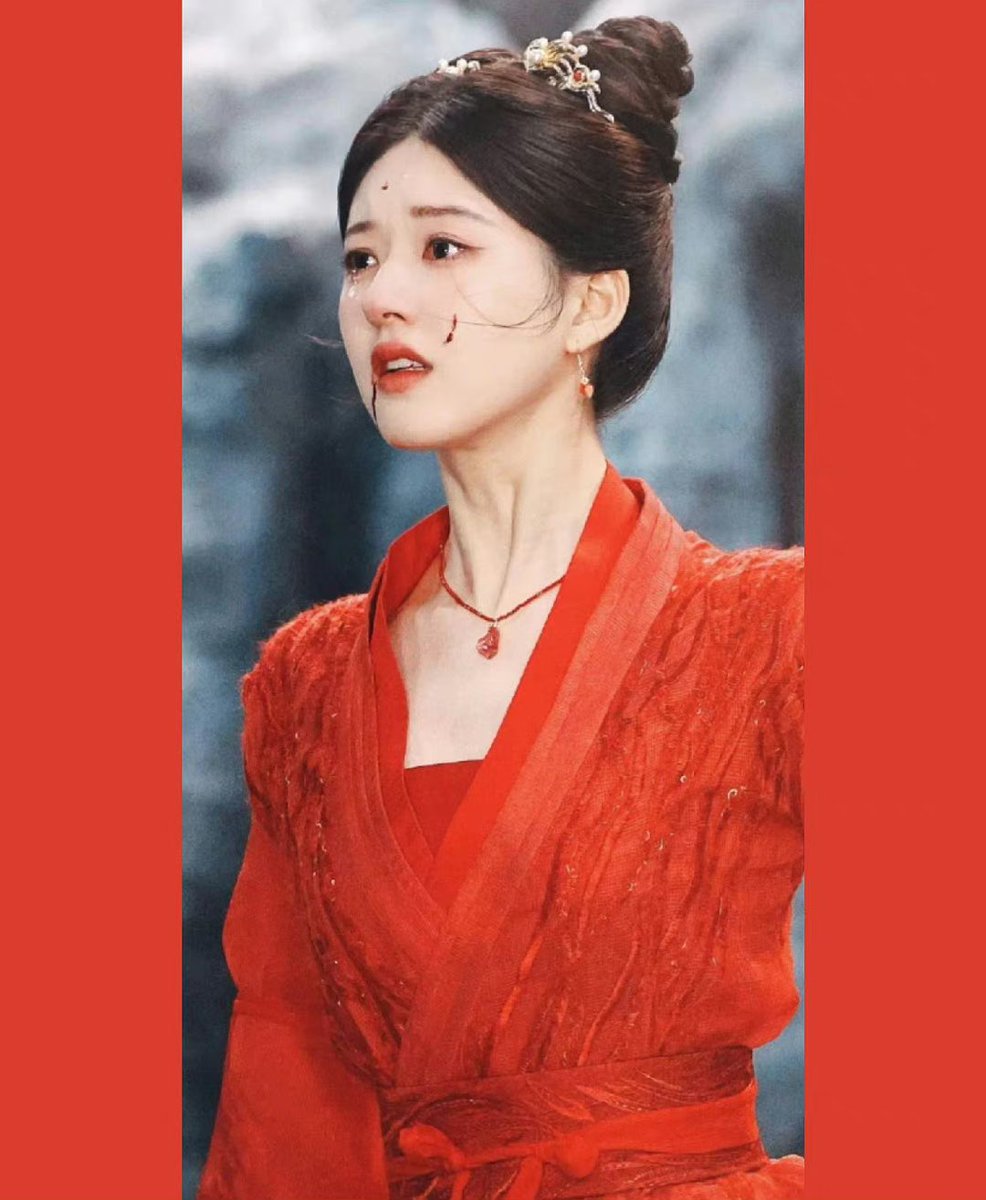 C-entRoyals on Twitter: "Cute girl with croissant shape hair: Tang Yixin, Zhou Ye, Zhao Lusi, Yu ...