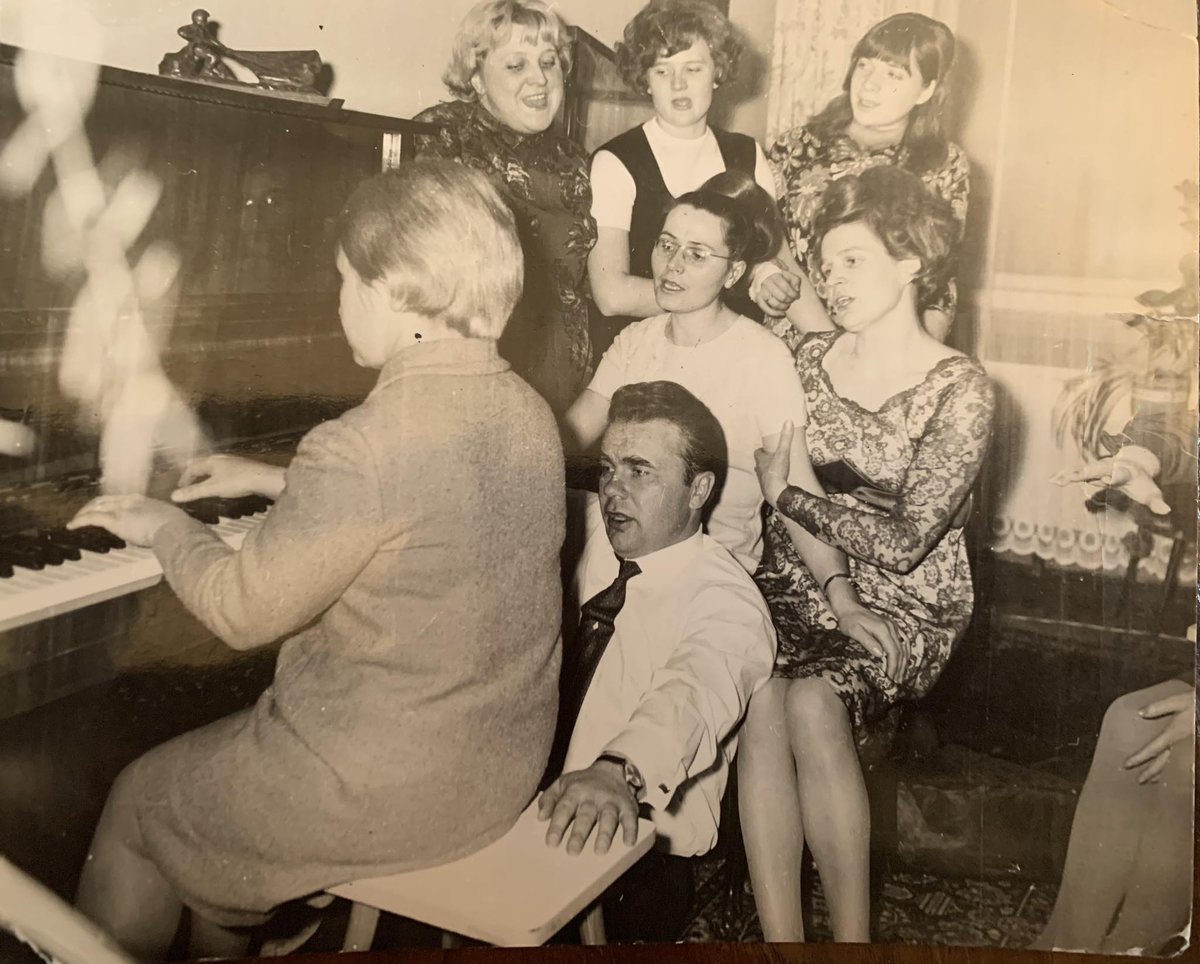 Sopo Japaridze On Twitter Photo Of My Mom Top Right And Valentina