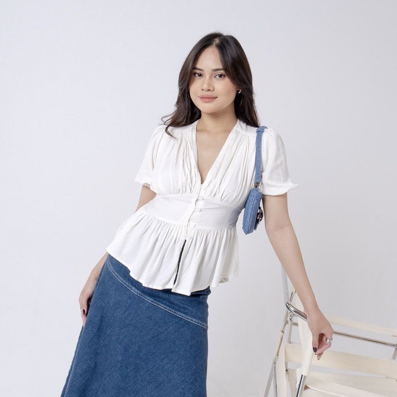 Thread Shopee on Twitter: "Mercy Top 💵 79.000-119.000 Link; https://shope.ee/5pc7OVJ5v8"