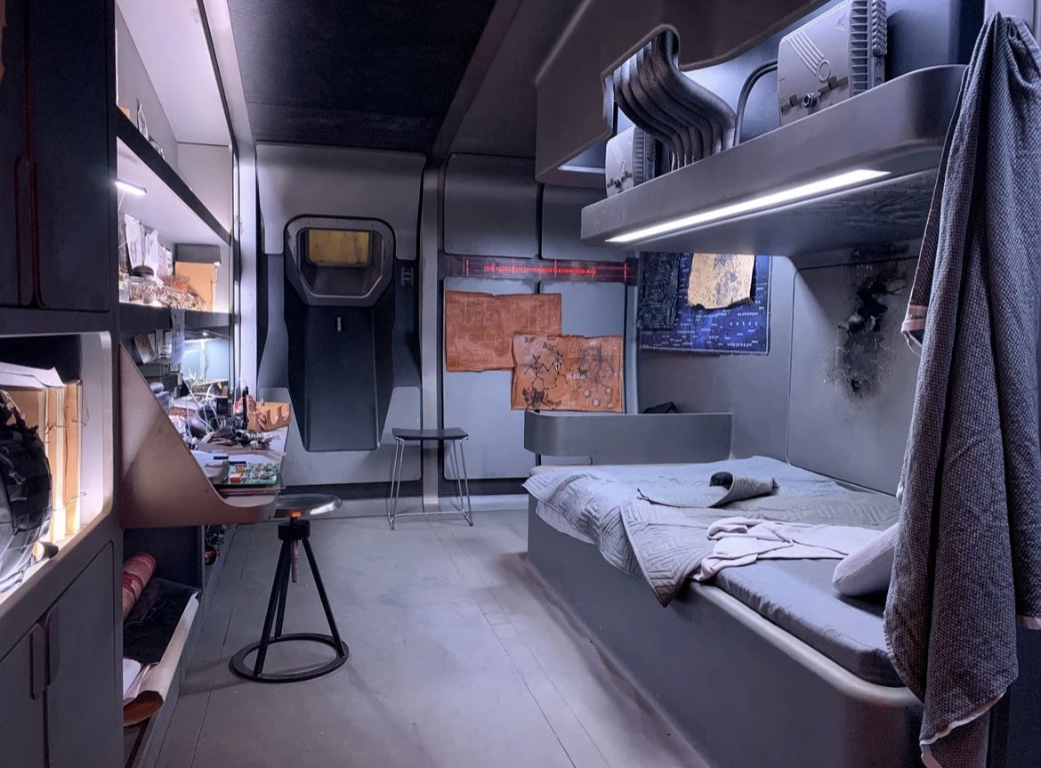 Adam Driver Central on Twitter: "Mills’ quarters & shower on the Cruiser, 65 movie set https://t ...