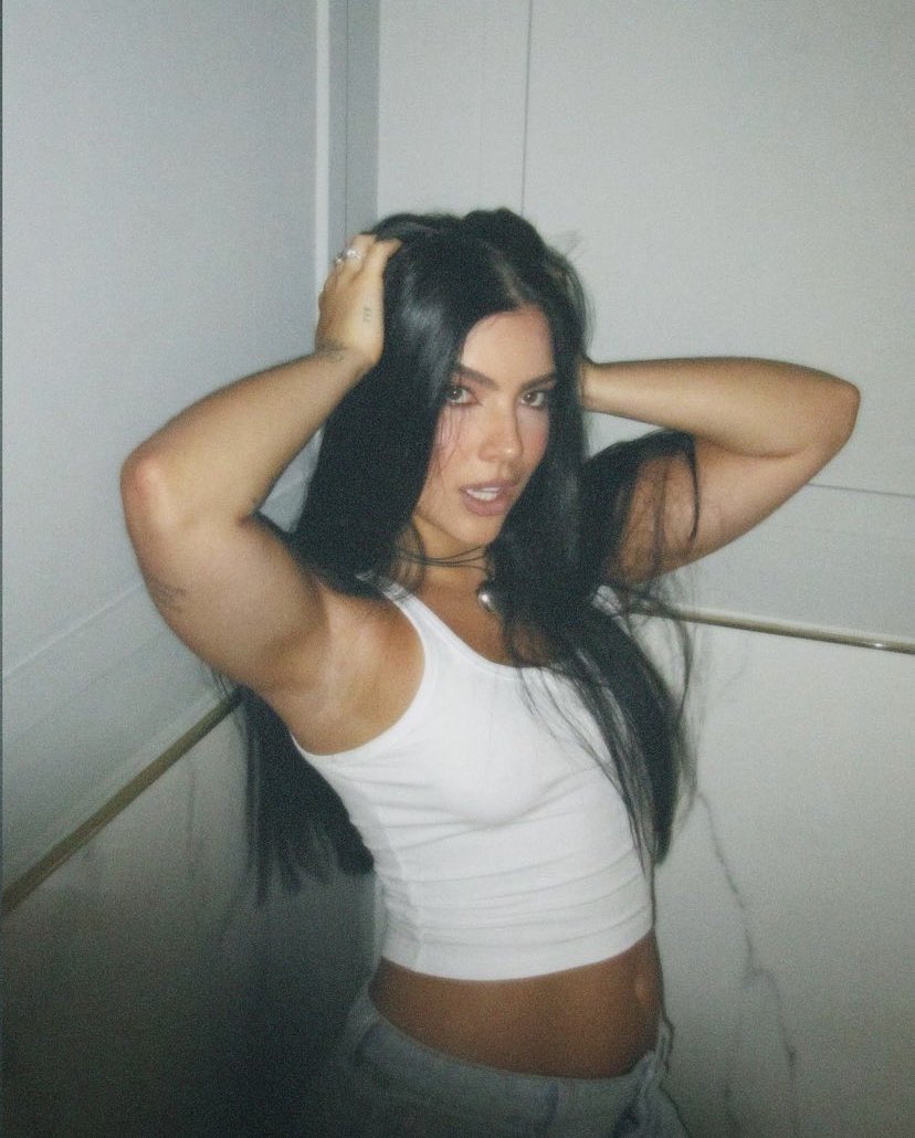 QG Duda Kropf on Twitter: "Novas fotos publicadas por Duda em sua conta secundária do Instagram!