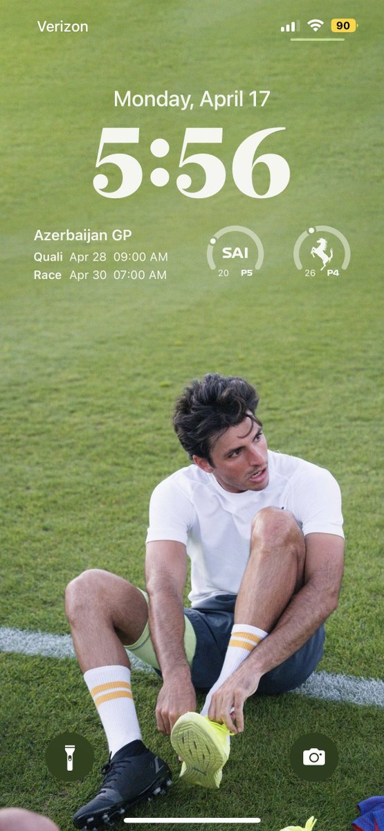 Carlos Sainz Wallpapers on Twitter: "Carlos just did a photo dropped! You know what that means! 😍"