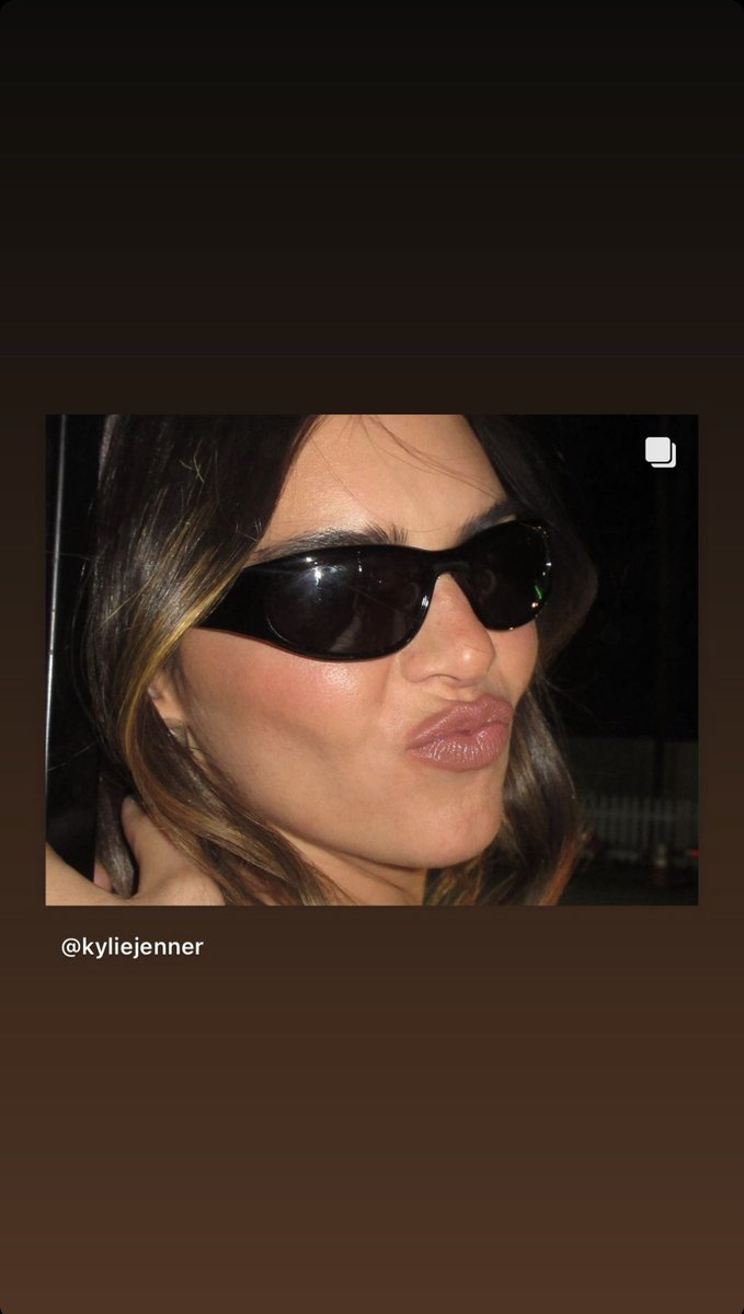 Kendall Jenner Access | Fan account on Twitter: Kendall Jenner Access | Fan account on Twitter:
