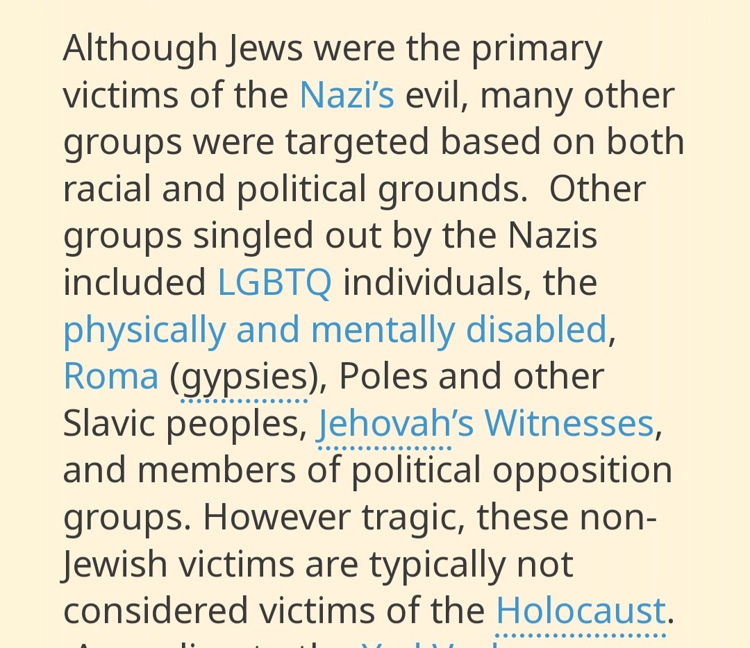 Dee Bunker 🇺🇸🇺🇦 🏳️‍🌈 🏳️‍⚧️ on Twitter: "May I ask why you dont stand ...