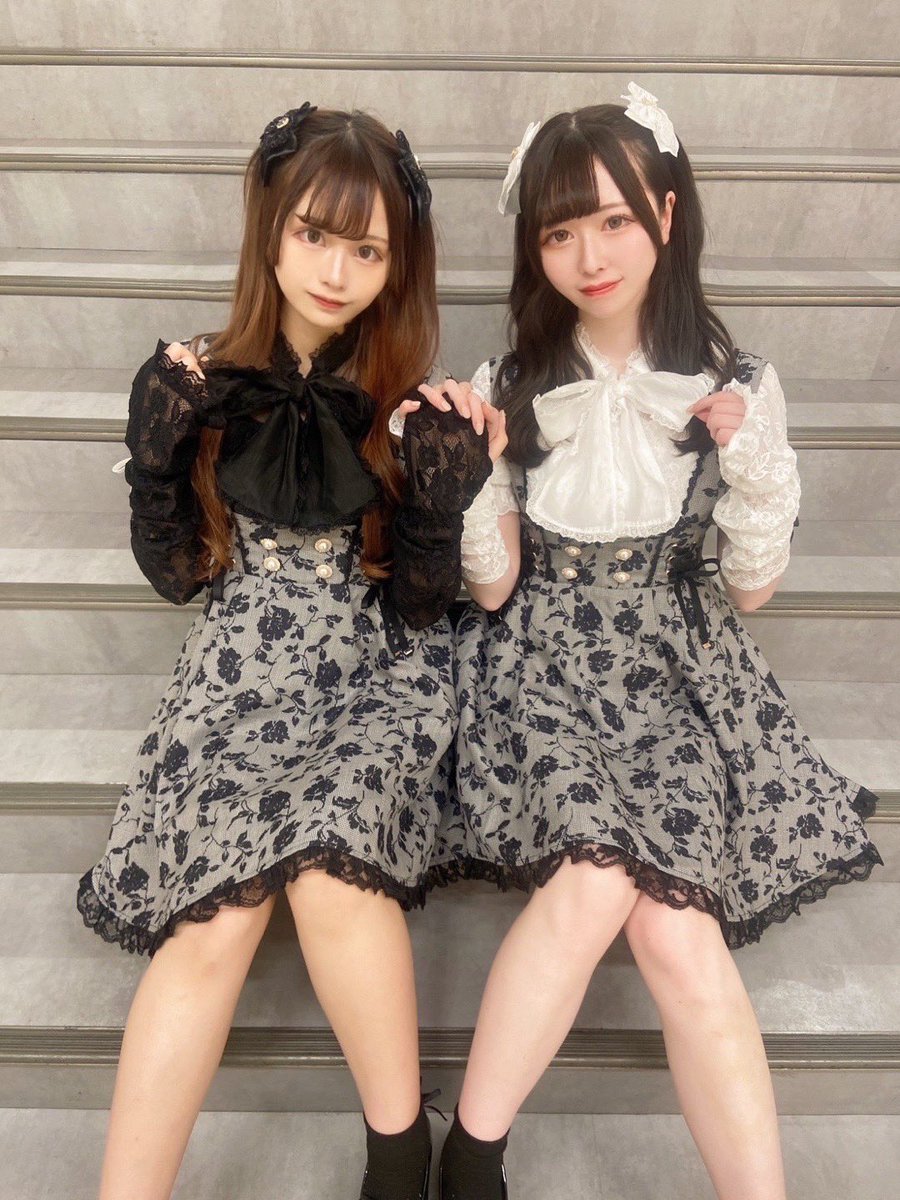 ROJITA on Twitter: "【new arrival】 サイドレースアップジャンスカ ¥8,690(税込) ピンク/ブラック/マルチ レースアップリボン＆ビジュ釦で上品可愛いジャン ...