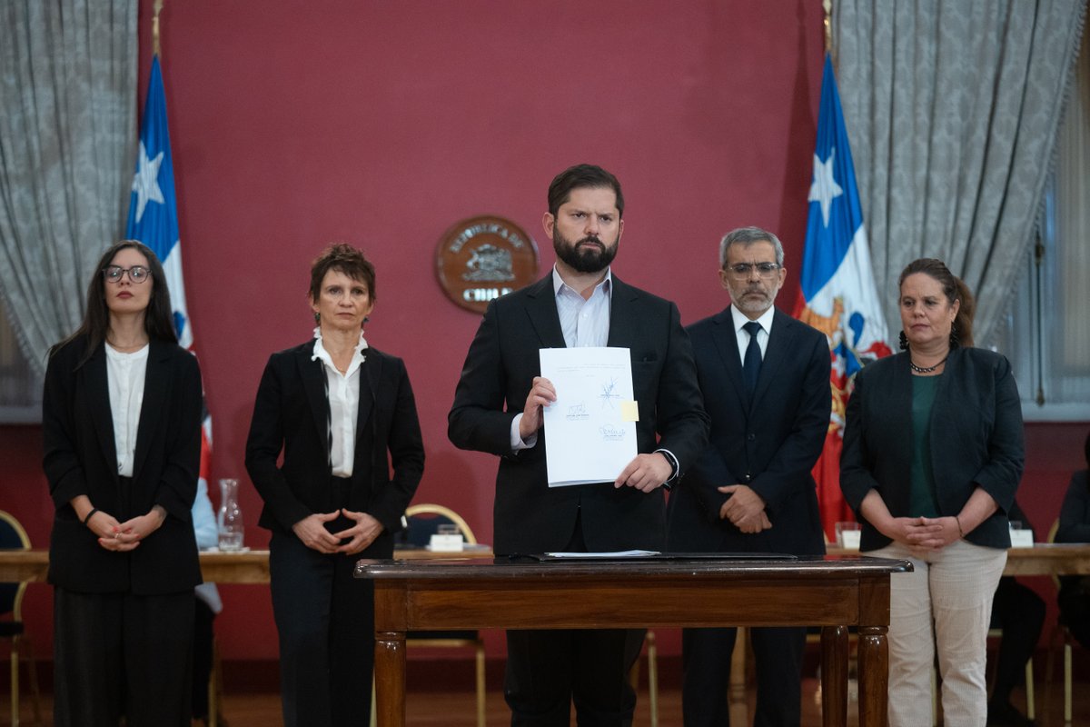 Presidencia De Chile On Twitter Presidente De La República