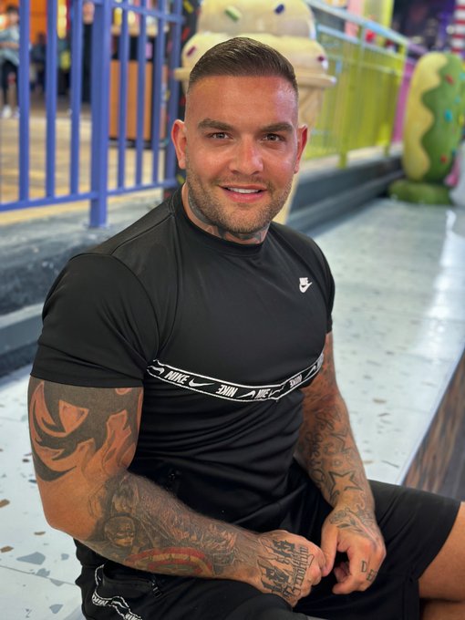 TW Pornstars - Official Andy Lee (Team Andy). Popular pictures and ...