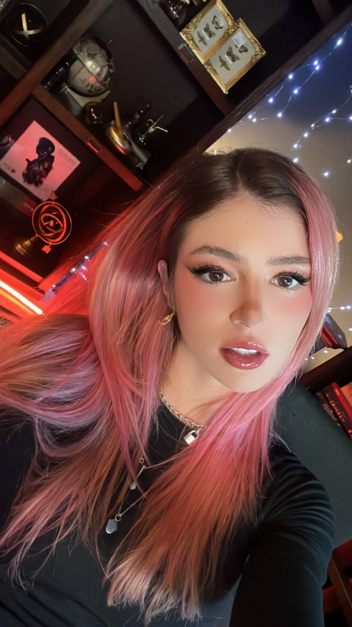 Chrissy Costanza Hair Color