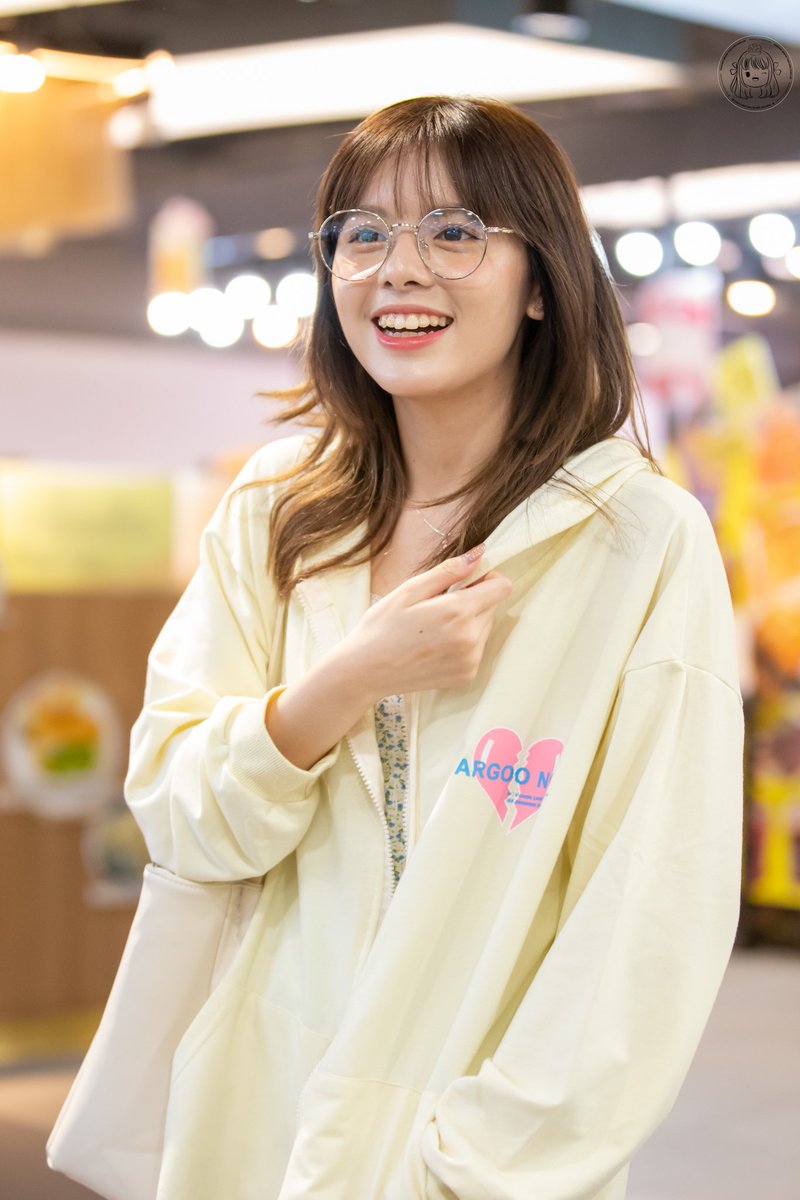 Pancake BNK48 THFC on Twitter: "— Pancake pic หัวใจทั้งหมด มอบให้เธอ 🫰🏻 #PancakeBNK48 # ...