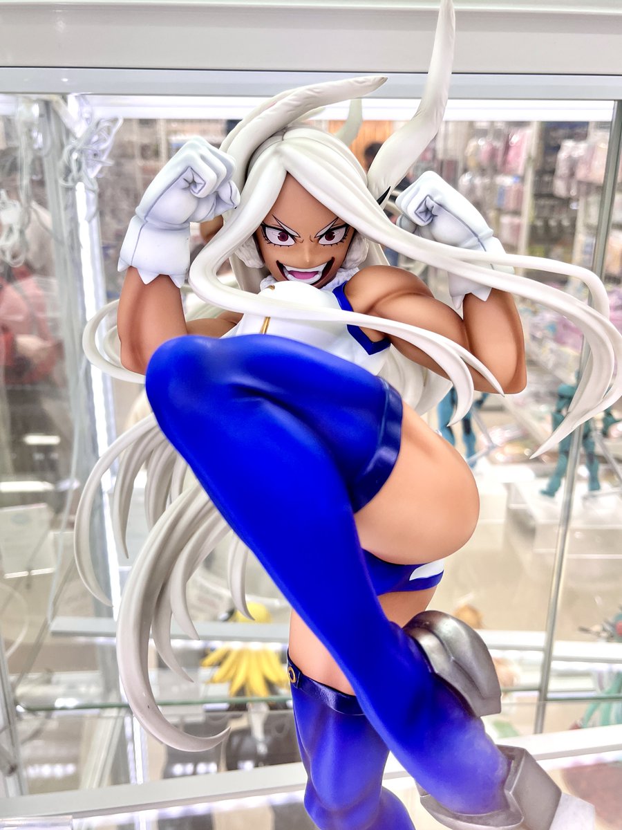 AmiAmi English on Twitter: "🐇Exclusive sale at AmiAmi!🐇 My Hero Academia Mirko 1/4 Complete ...