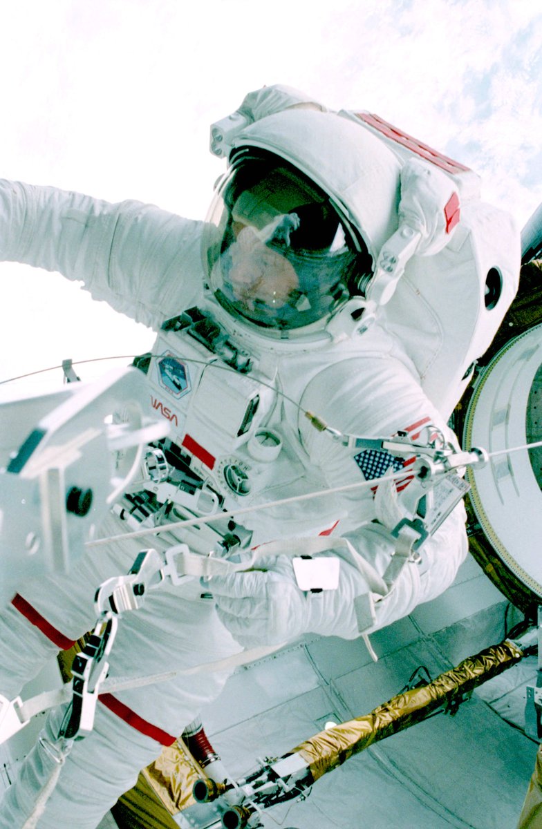 Space Shuttle Almanac on Twitter: "OTD - 40 years ago on April 7 - Crew of Challenger STS-6 ...