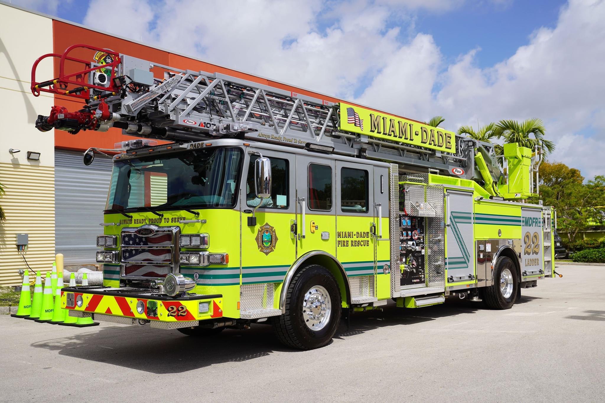 Miami Dade Fire Rescue Engine Miami Dade County District 02 News