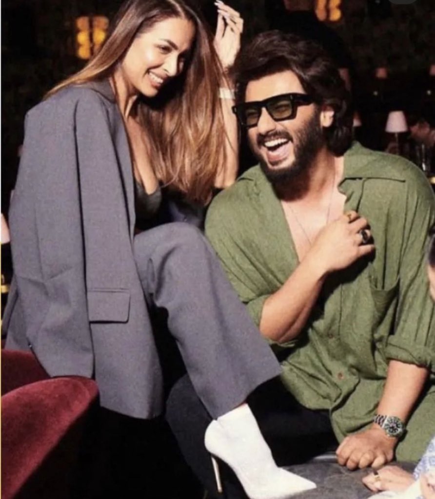 Umair Sandhu on Twitter: "#ArjunKapoor is in severe Financial Crisis now a days. He even ...