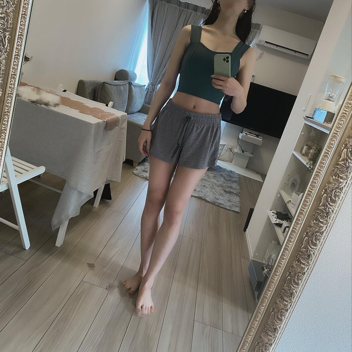 🐻くまころ🐻‍ ️🍑🦍 on Twitter: "👈2022年2月 51.3kg 👉2023年4月 56kg こう見えて重くなってます☺️ 体重にこだわるといい事ないから全く見ないことにして ...