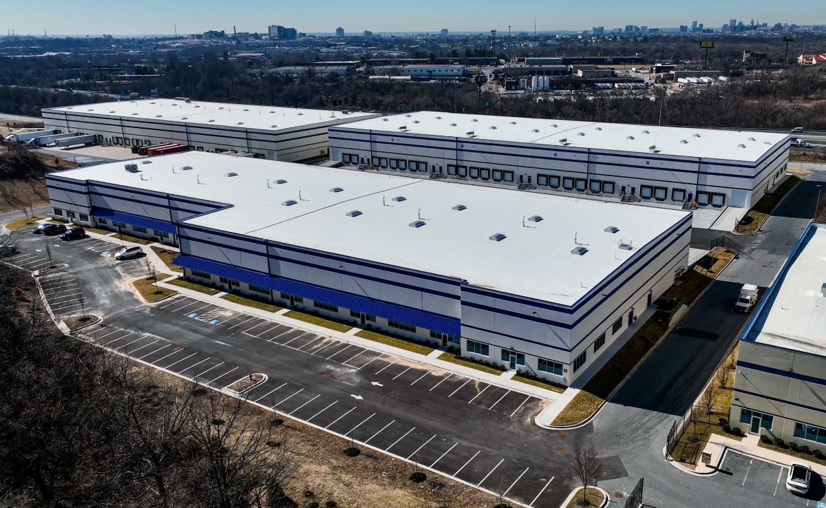 1/n) FRP Holdings $FRPH is compelling here 1) It is trading at about 60% of NAV 2) Pristine ...