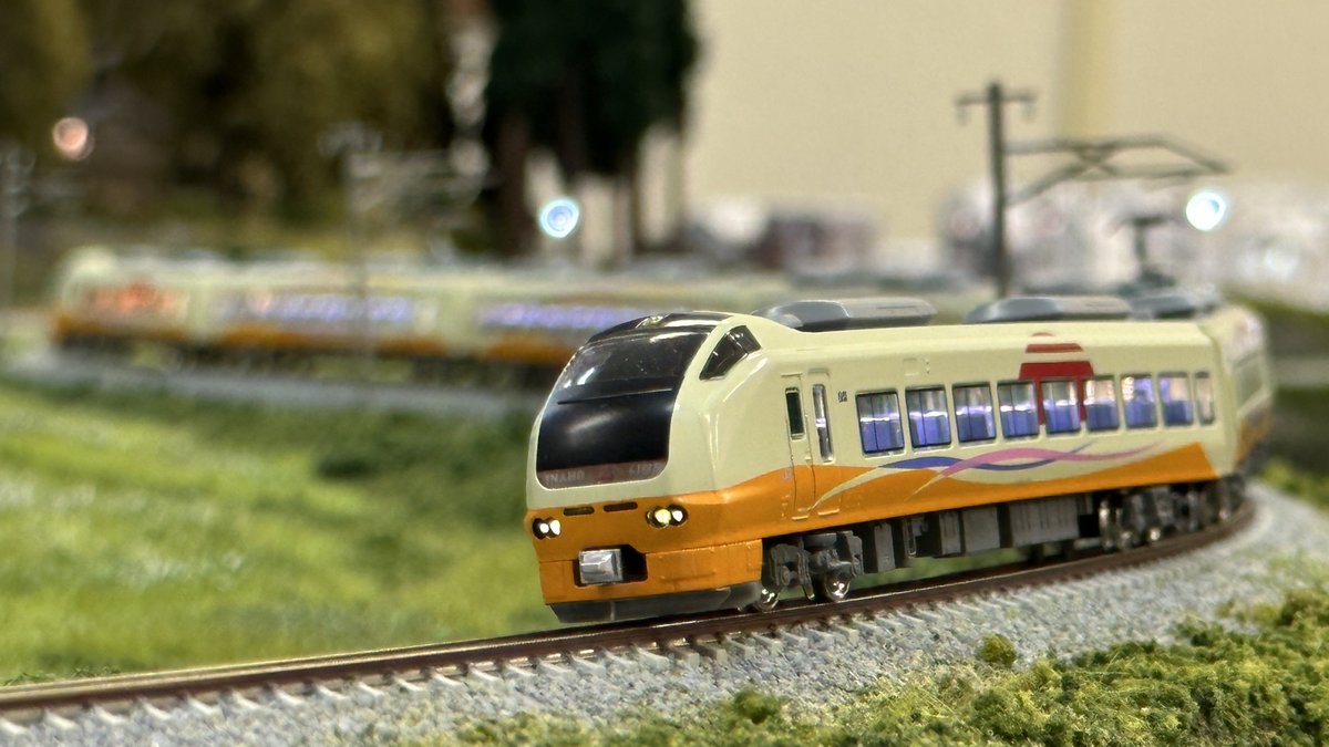 TOMOくん (尻勢) on Twitter: "JR East Uetsu Line Series E653-1000 INAHO Color Limited Express INAHO ...