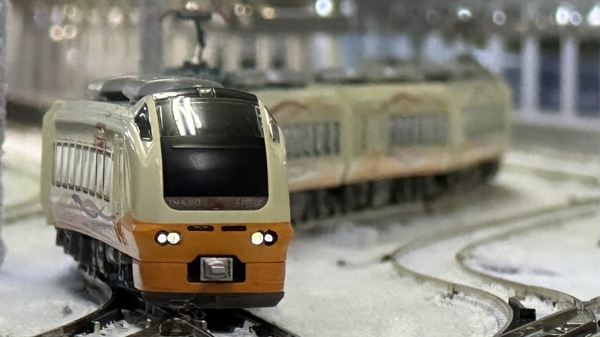 TOMOくん (尻勢) on Twitter: "JR East Uetsu Line Series E653-1000 INAHO Color Limited Express INAHO ...
