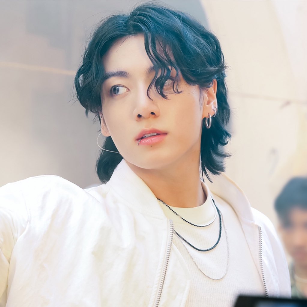 Jungkook Charts On Twitter Jungkooks “dreamers” 32m Still Holds