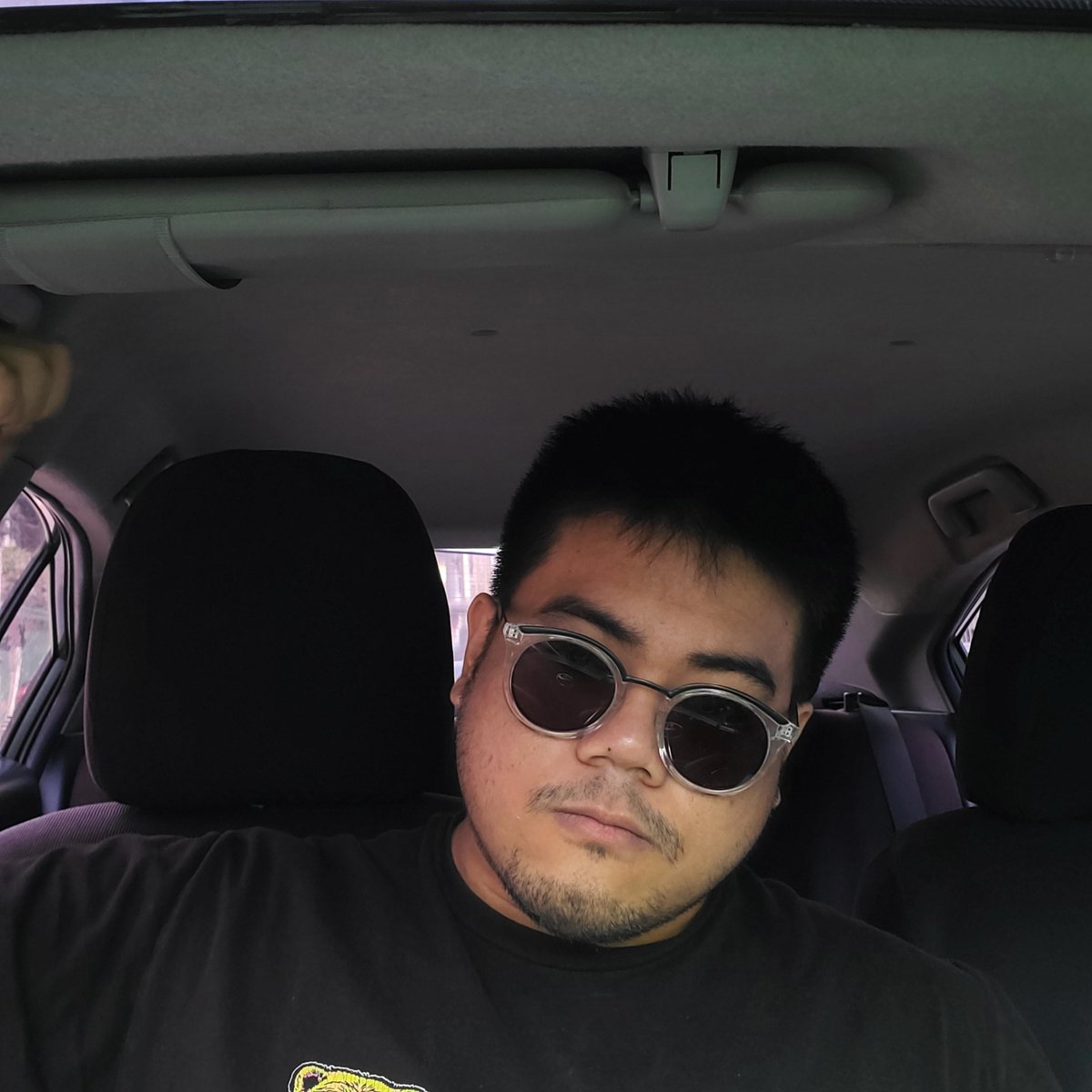 Jakey on Twitter: "Driving again after four years"