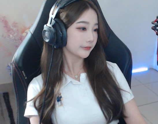 Kitty on Twitter: "KT VS GENG FIRST -> OMG VS BLG BANGER GAMESSS http://twitch.tv/kiittwy"