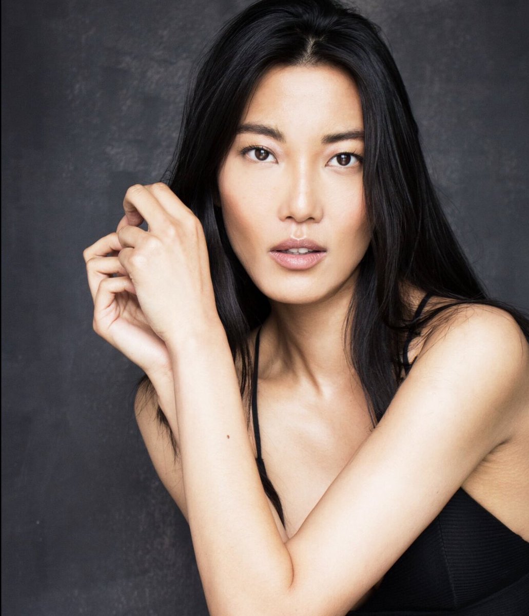 Farah 🌿🎮 on Twitter: "Lily Gao will always be Ada Wong, Haters cope"