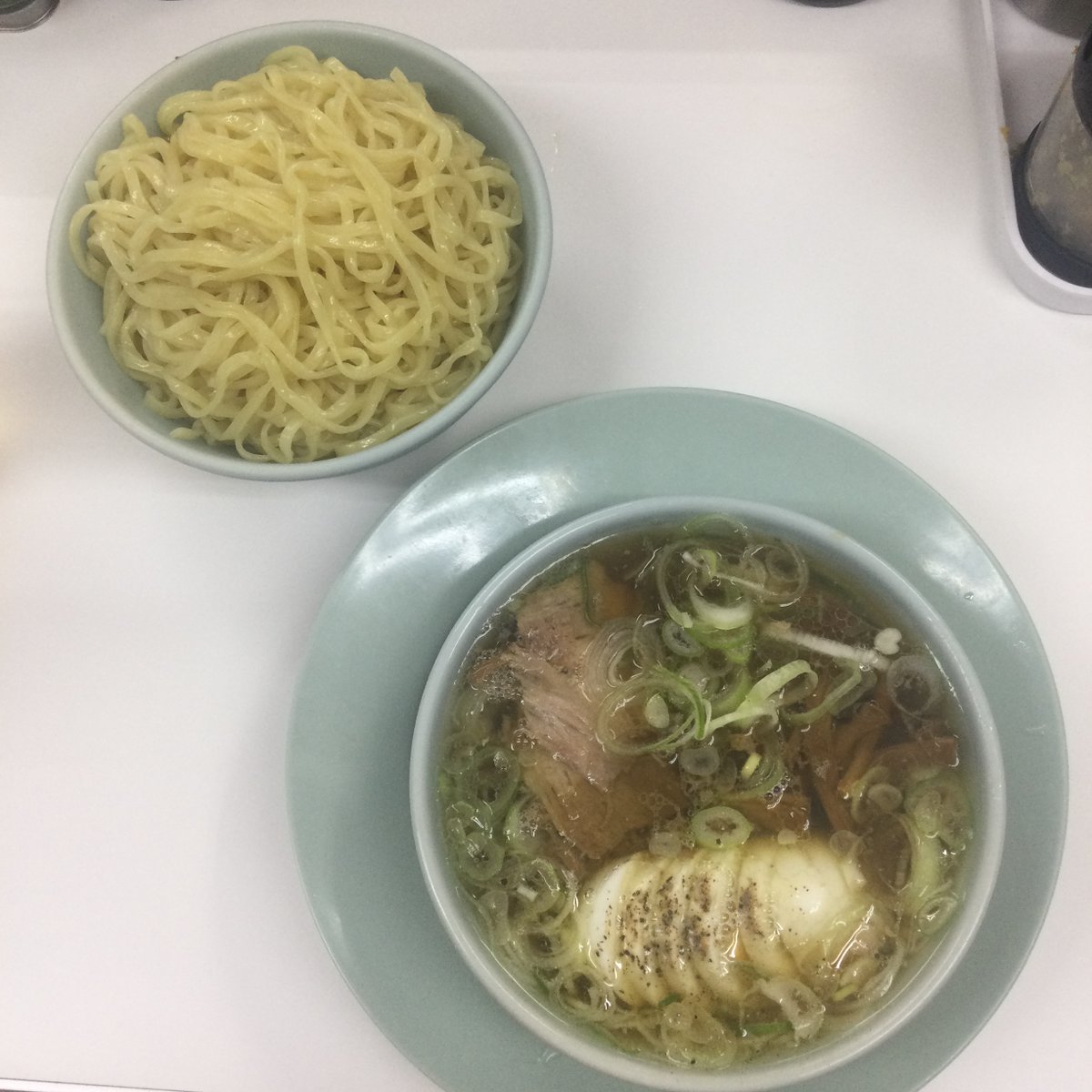 掟ポルシェ On Twitter 昨日も隙き見てともちんラーメンもり中華キメてきた。ちなみにおじさん&入りたての若手のツーマン営業、ノーバンタムでフィニッシュです。うまいす。
