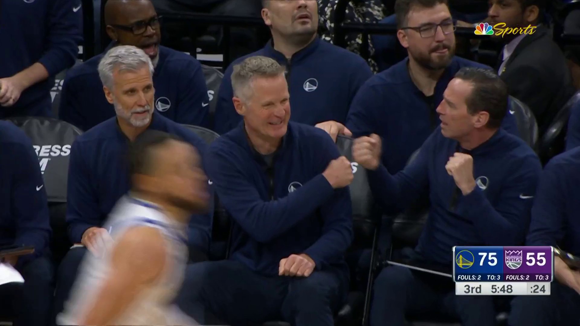 Warriors on NBCS on Twitter: "Steve Kerr was loving this play 😂 https://t.co/4RXRvFUwJ6" / Twitter