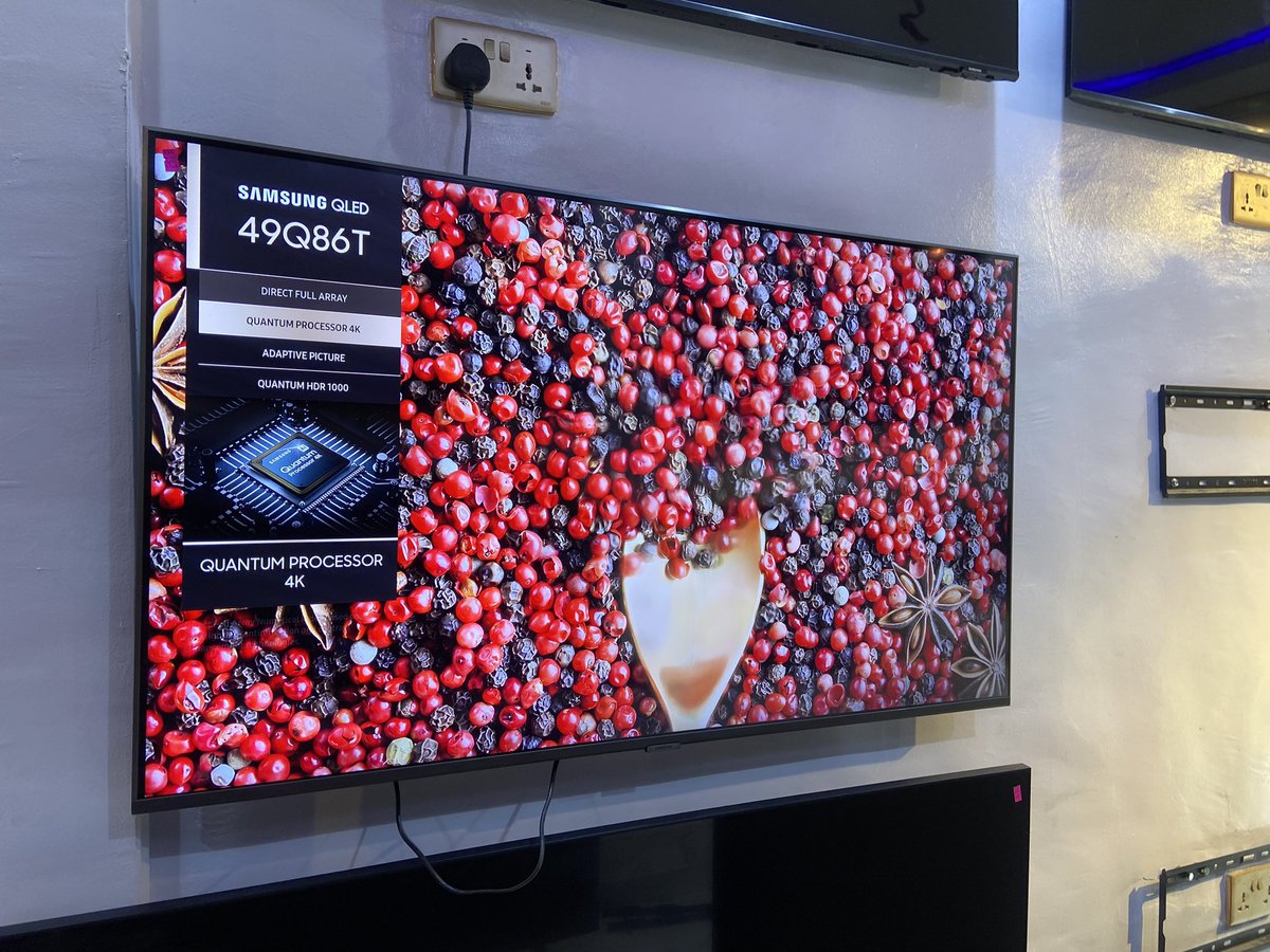 French 🇫🇷 on Twitter: "RT @realonlinealaba: Samsung 49” QLED Q80T hdmi 2.1 gaming tv with bixby ...
