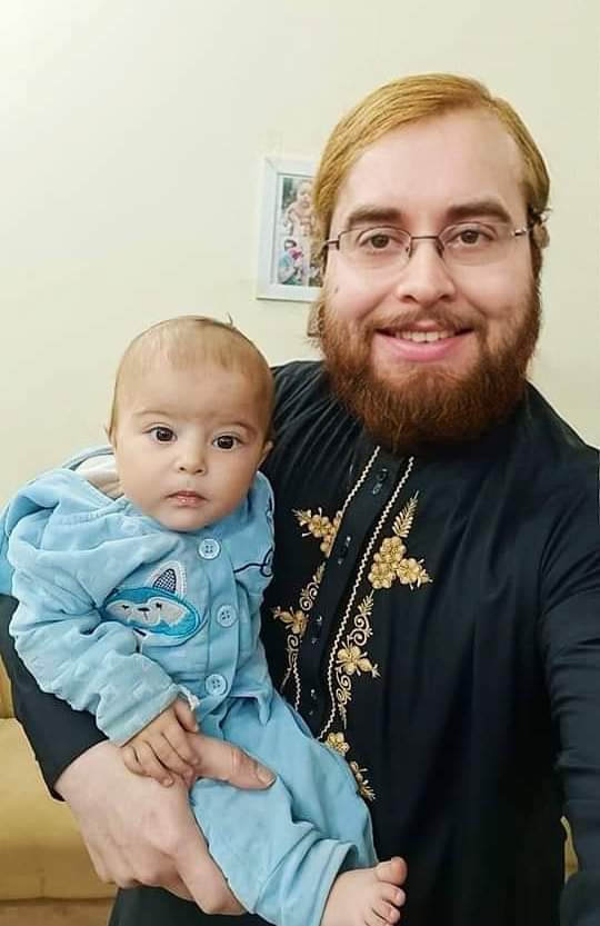 Nasir Khan Jan on Twitter: "Me and my son ayan khan jan https://t.co/RrXcbntFPG" / Twitter