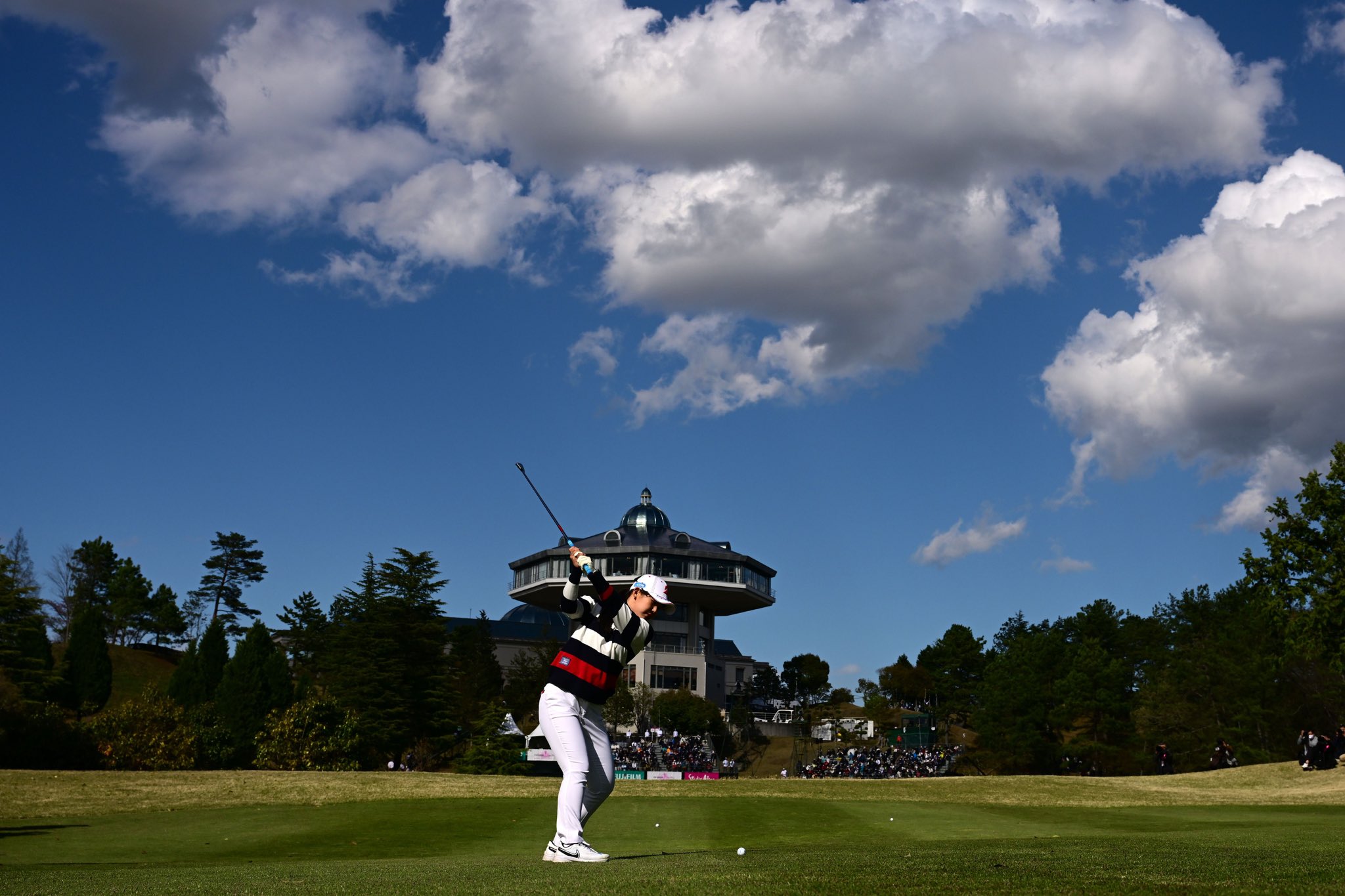 日本女子プロゴルフ協会(JLPGA) on Twitter: "@YURI__YOLO #吉田優利 選手のスーパーパーセーブをご覧ください😎 #JLPGA https://t.co ...