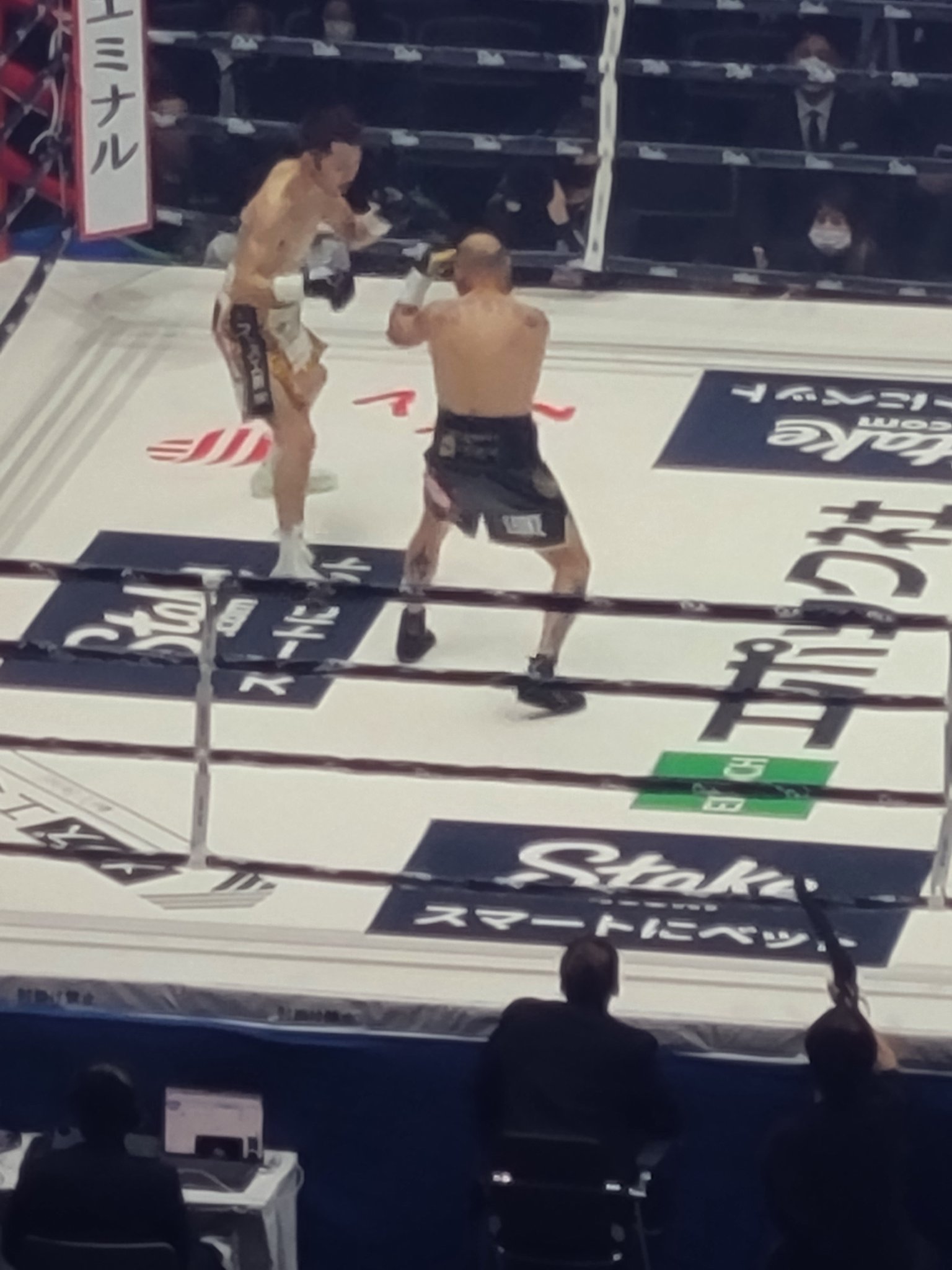 サーバル on Twitter: "第2試合 IBF世界フェザー級挑戦者決定戦12回戦 キコ・マルチネス（スペイン） 阿部麗也（KG大和） 阿部判定勝ち。 https://t.co ...