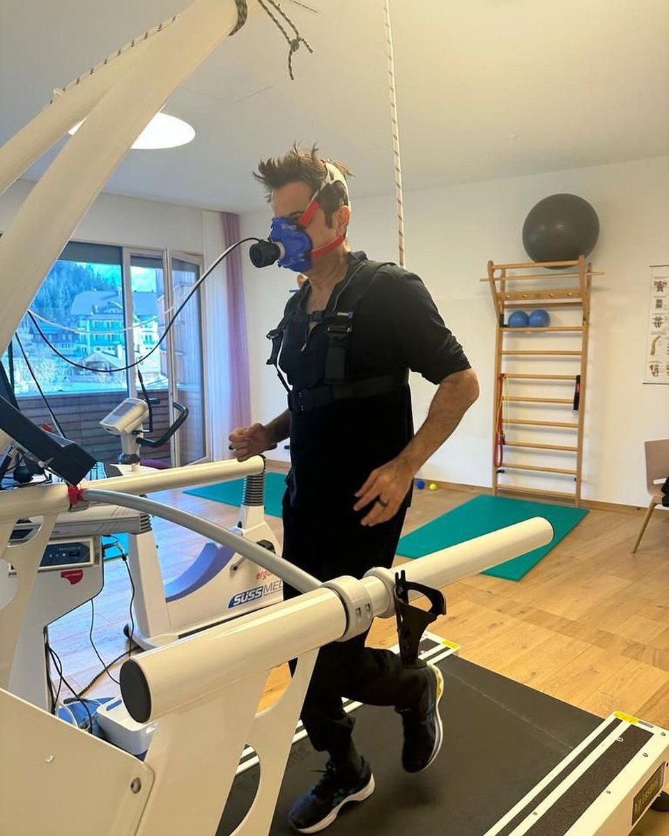 JUST IMAGINE on Twitter: "RT @krazyrupz: #Fighter mode on, feat. @AnilKapoor! Training like a ...