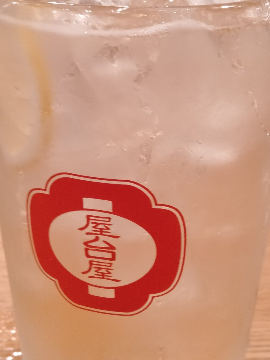 さけ On Twitter 仕事終わりに博多劇場へ呑みに来ました〜。東京で仕事しつつお昼は北海道へ行き夜は呑みに博多に。忙しいな! ・ิω・ิ笑