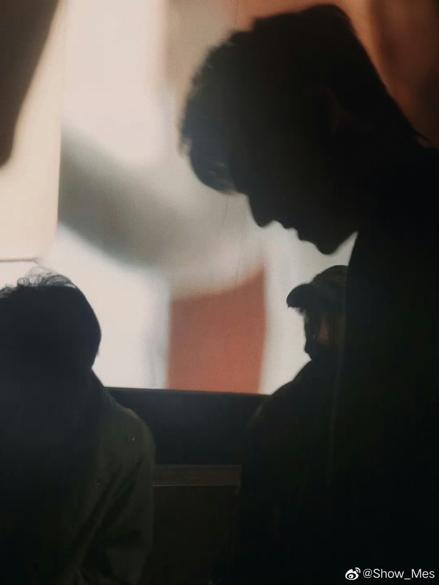 nidepaipai on Twitter: "คุณคนนี้เป็นนศ ที่เข้าไปในงาน “รูปสดหล่อมาก มาแบ่งปันรูปให้กับแฟนๆ มุม ...