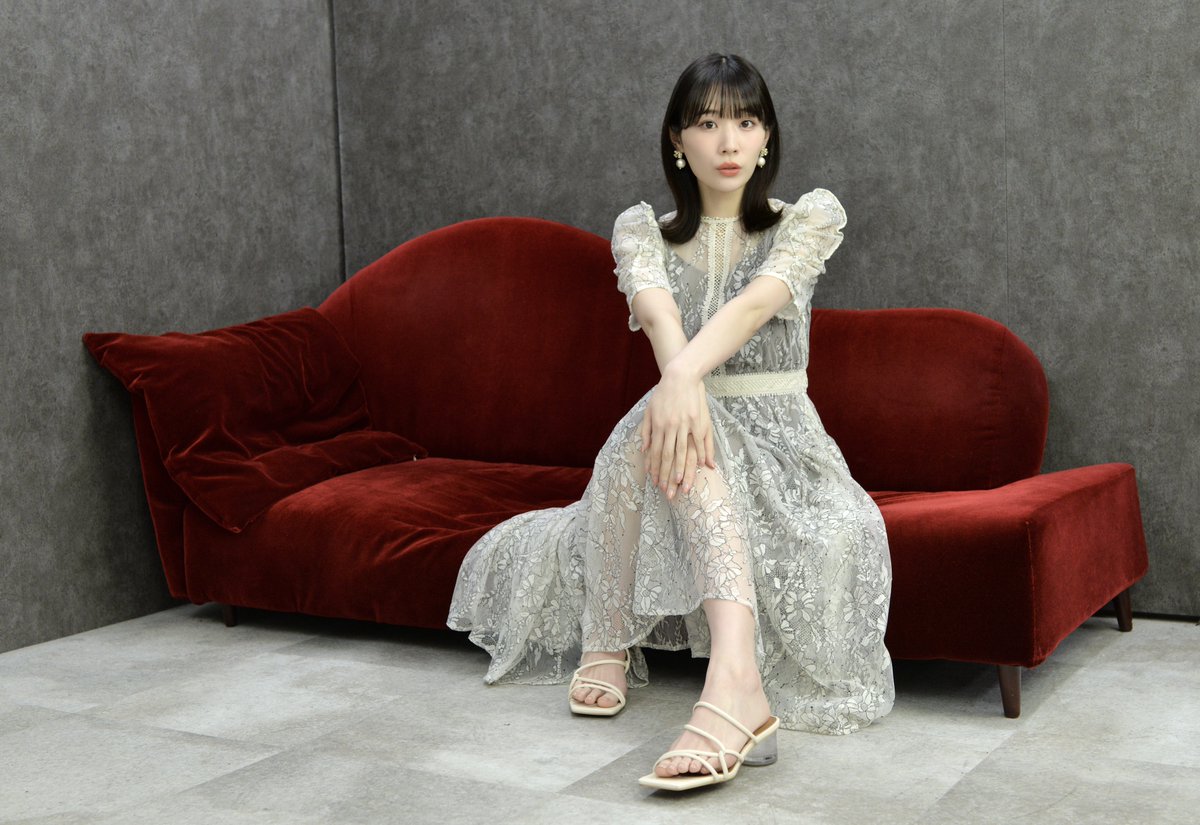 sugi on Twitter: "Fresh！フォトセッション出演中 SNIDELのフラワー刺繍チュールドレスを着た末永みゆさん サンダルはFRAY I.D #末永みゆ #アイロボ ...