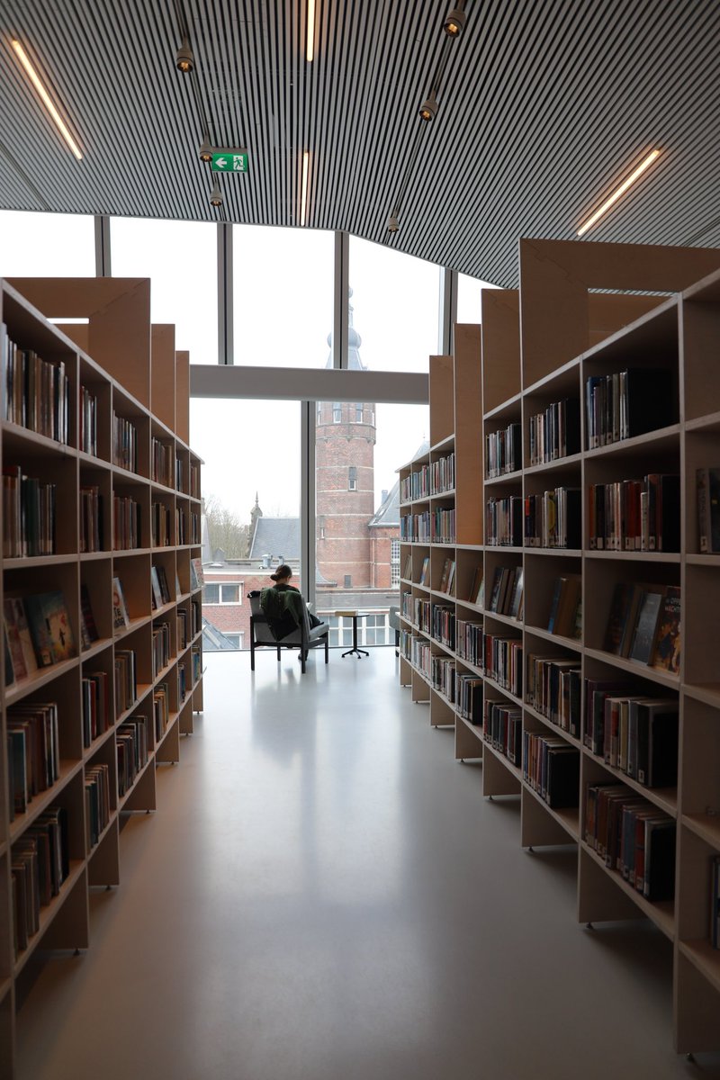 Robert van Asten on Twitter: "Ik ben geloof ik wel een beetje verliefd geworden op het Forum in ...