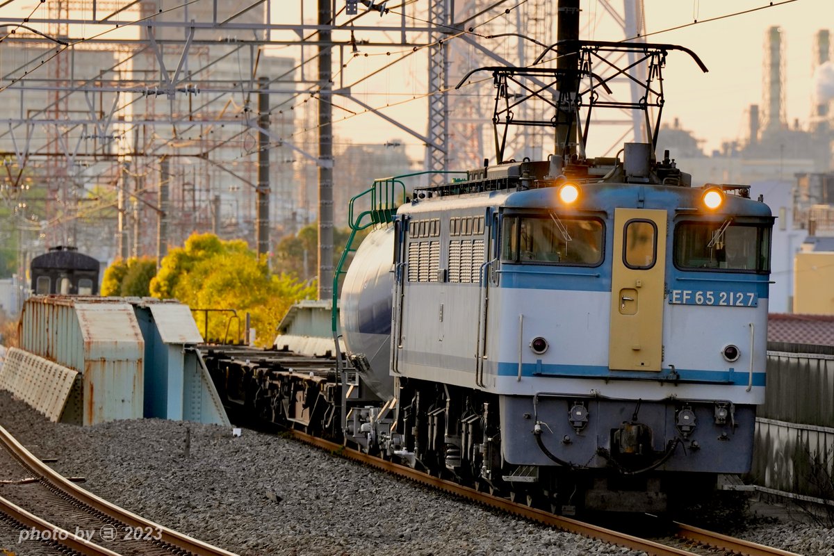 とーふ on Twitter: "RT @maruyho2: 2023/4/9 8863レ EF65 2127/タキ1000-1000/コキ×10/ヨ"