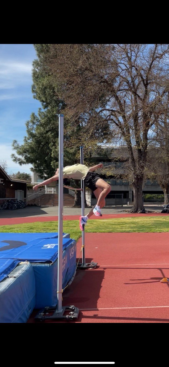 Ryan G Hensley on Twitter: "@TheRealJdarrow He’s been flying in practice https://t.co/Cv2wXzrxbR ...